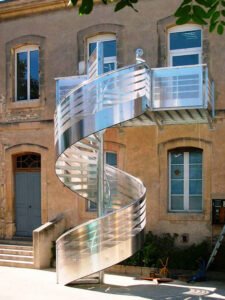 30 Fantastiche Idee per Scale Esterne Moderne | MondoDesign.it