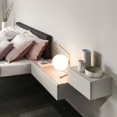 35 Bellissimi Comodini Sospesi di Svariate Marche | MondoDesign.it