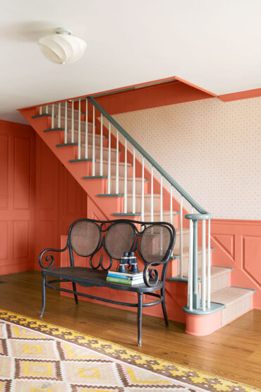 Come Arredare un Ingresso con Scala a Vista | MondoDesign.it